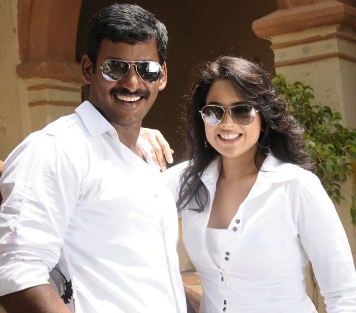 Reddy heroine & Reddy hero perfect Romance Stills ~ MovieONE Gallery