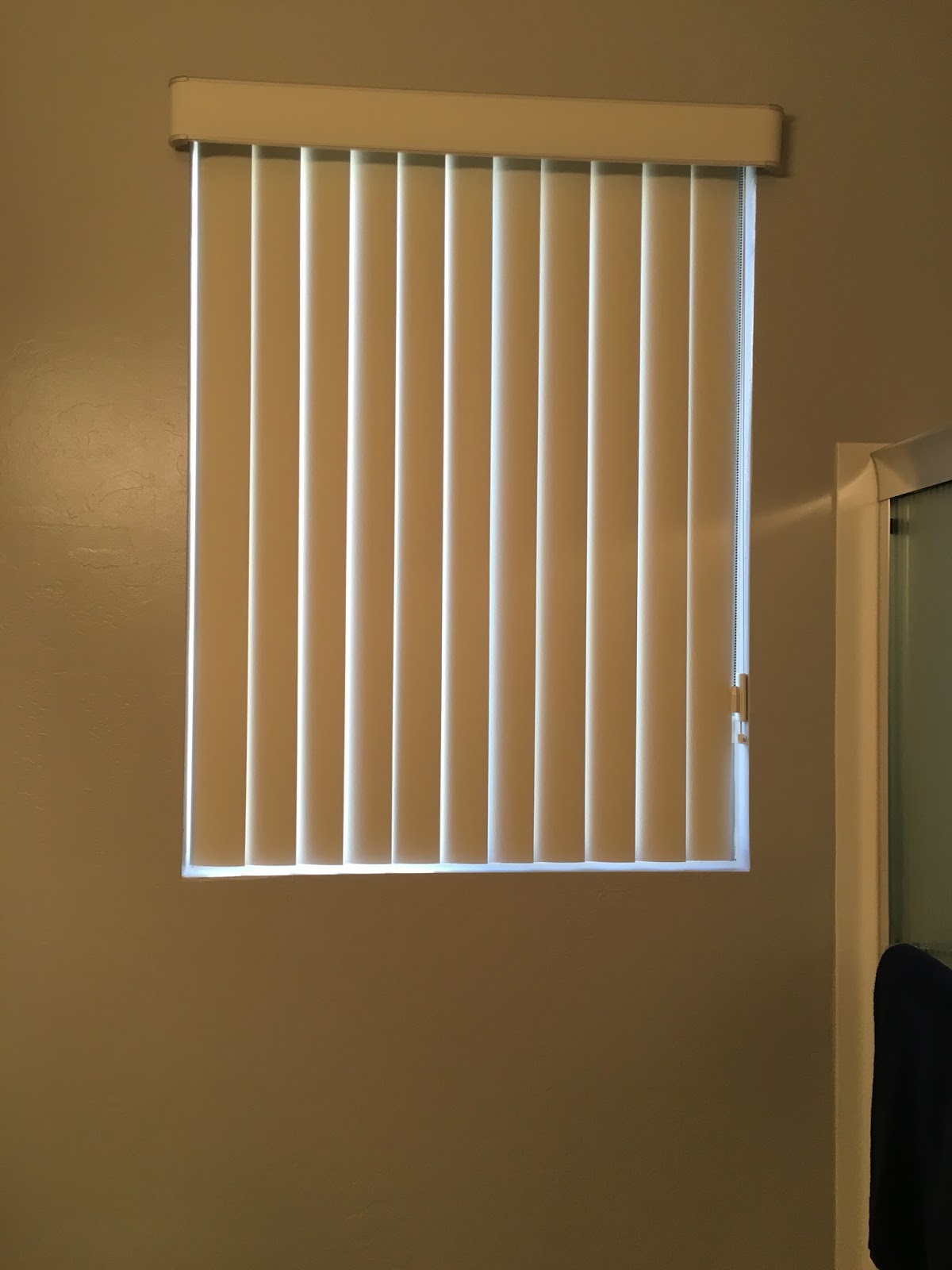 A Closer Look: DIY Box Valance