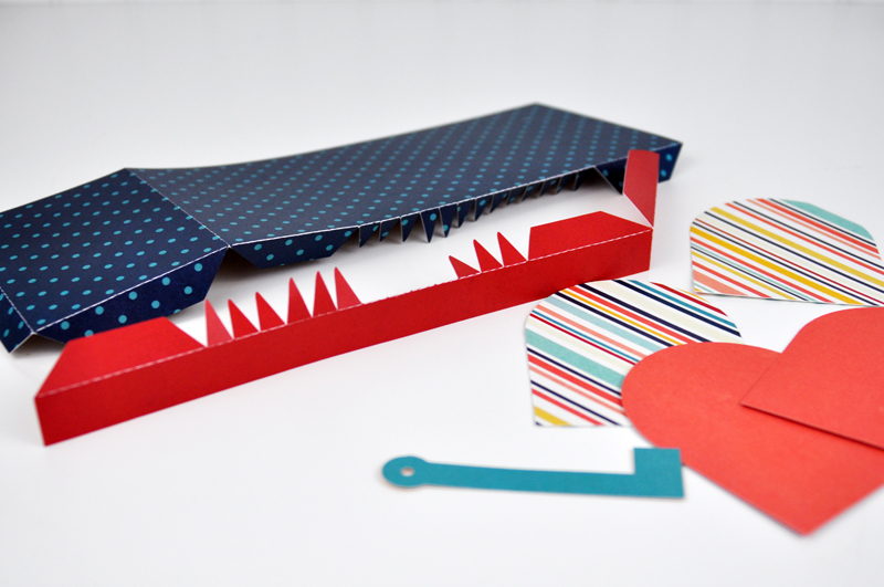 Make It Meaningful: Family Mailbox Paper Craft | Jen Gallacher