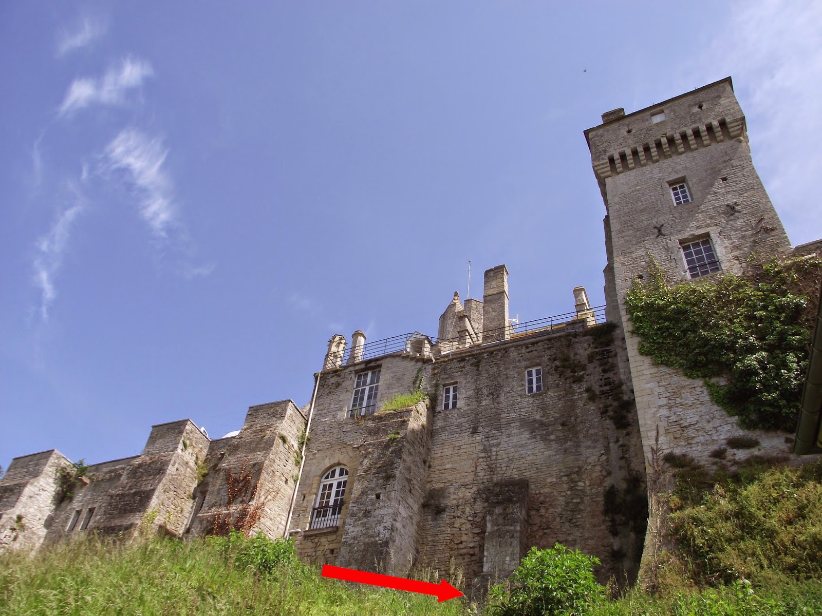 Creully sur Seulles - La preuve que le château fort de Creully est un ...