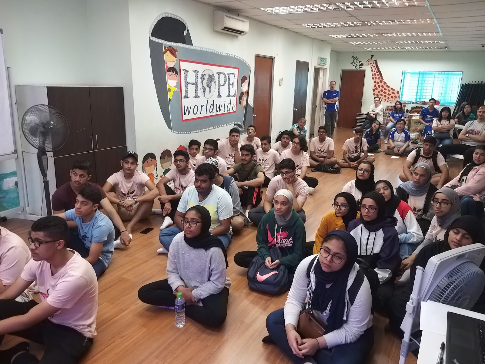 HOPE worldwide Malaysia: Bahrain APG School Students brought new year ...