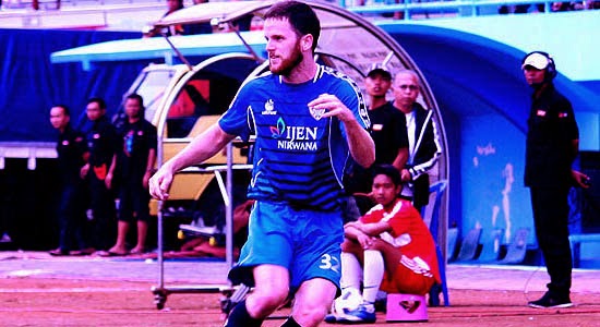 PROFIL : Steven Lewis Hesketh | Qta AREMANIA