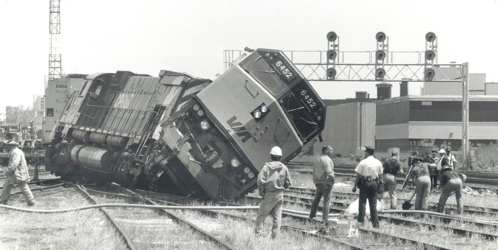 Trackside Treasure: CP leases VIA locomotives, 1994-1995