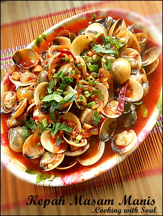 ..Cooking with soul.....: KEPAH MASAM MANIS