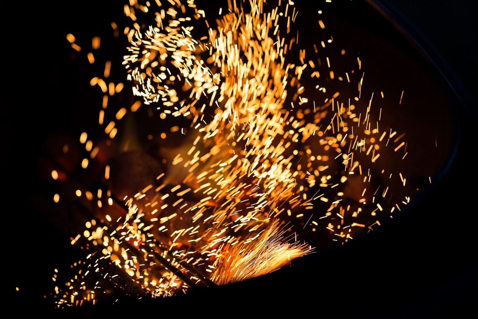 Nepiartpictures: Funkenflug