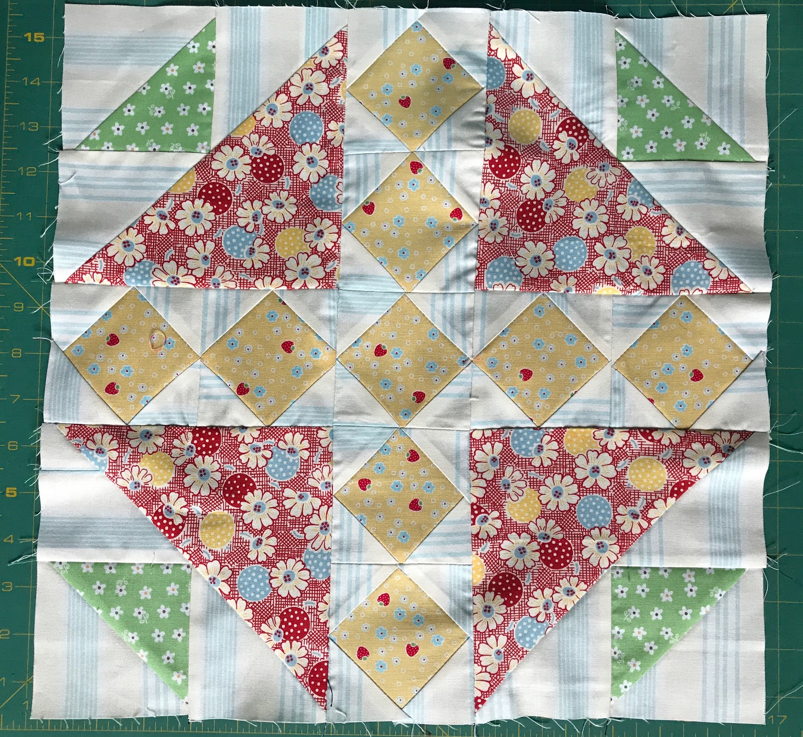 dream quilt create: Vintage Block Along