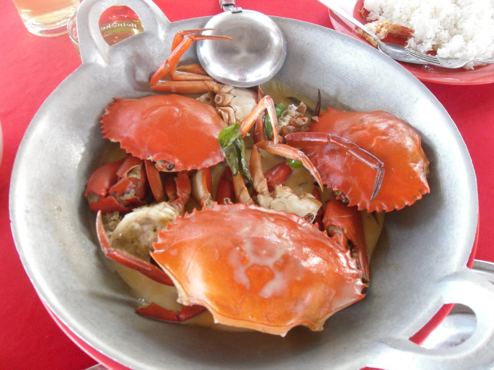 wanhengwah: MORIB BEACH: A WHALE OF A TIME ENJOYING SEAFOOD AT GOLDEN ...