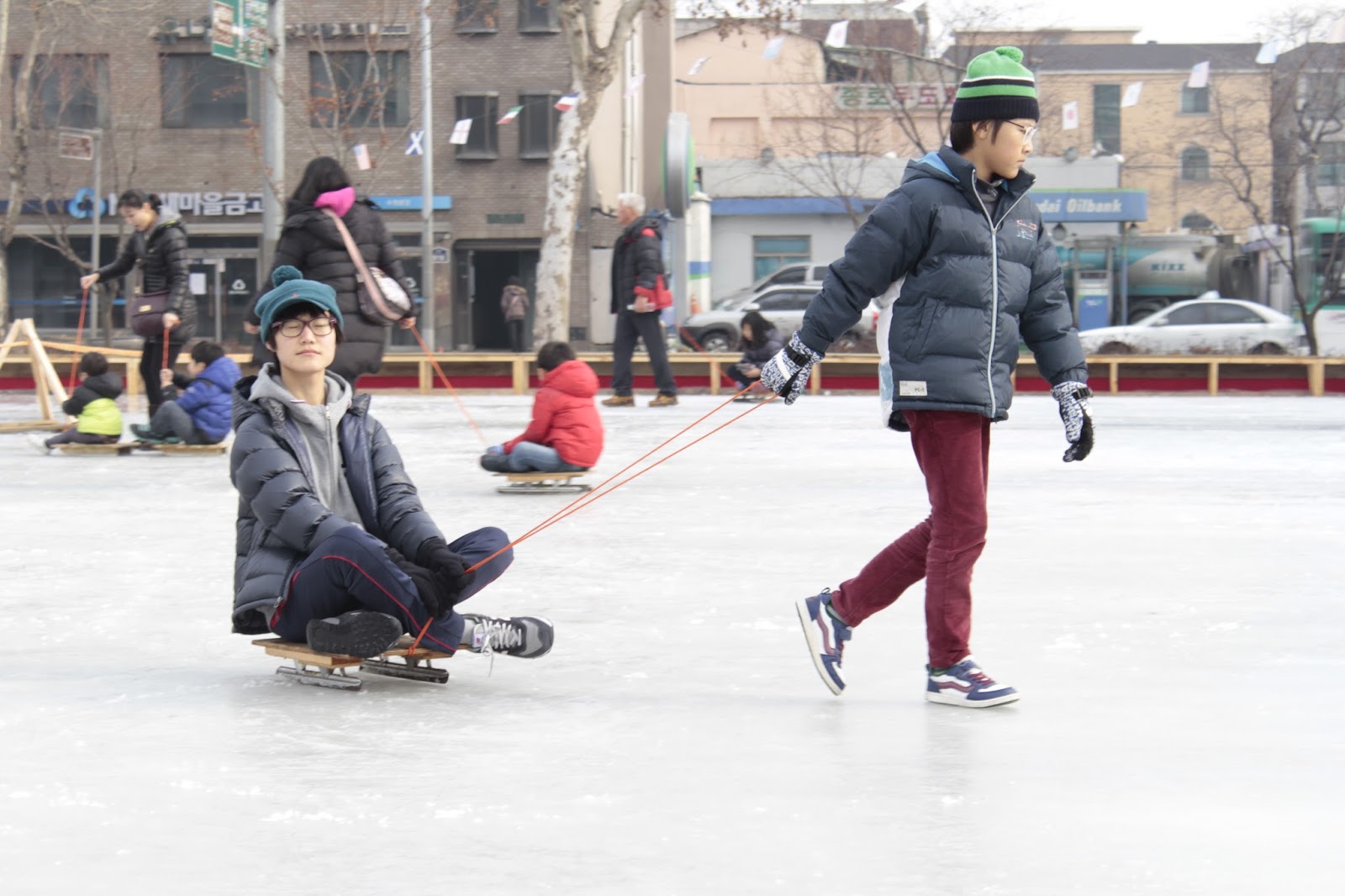 ‘The way of Enjoying the winter’ in Korea for the children-‘Ice ...