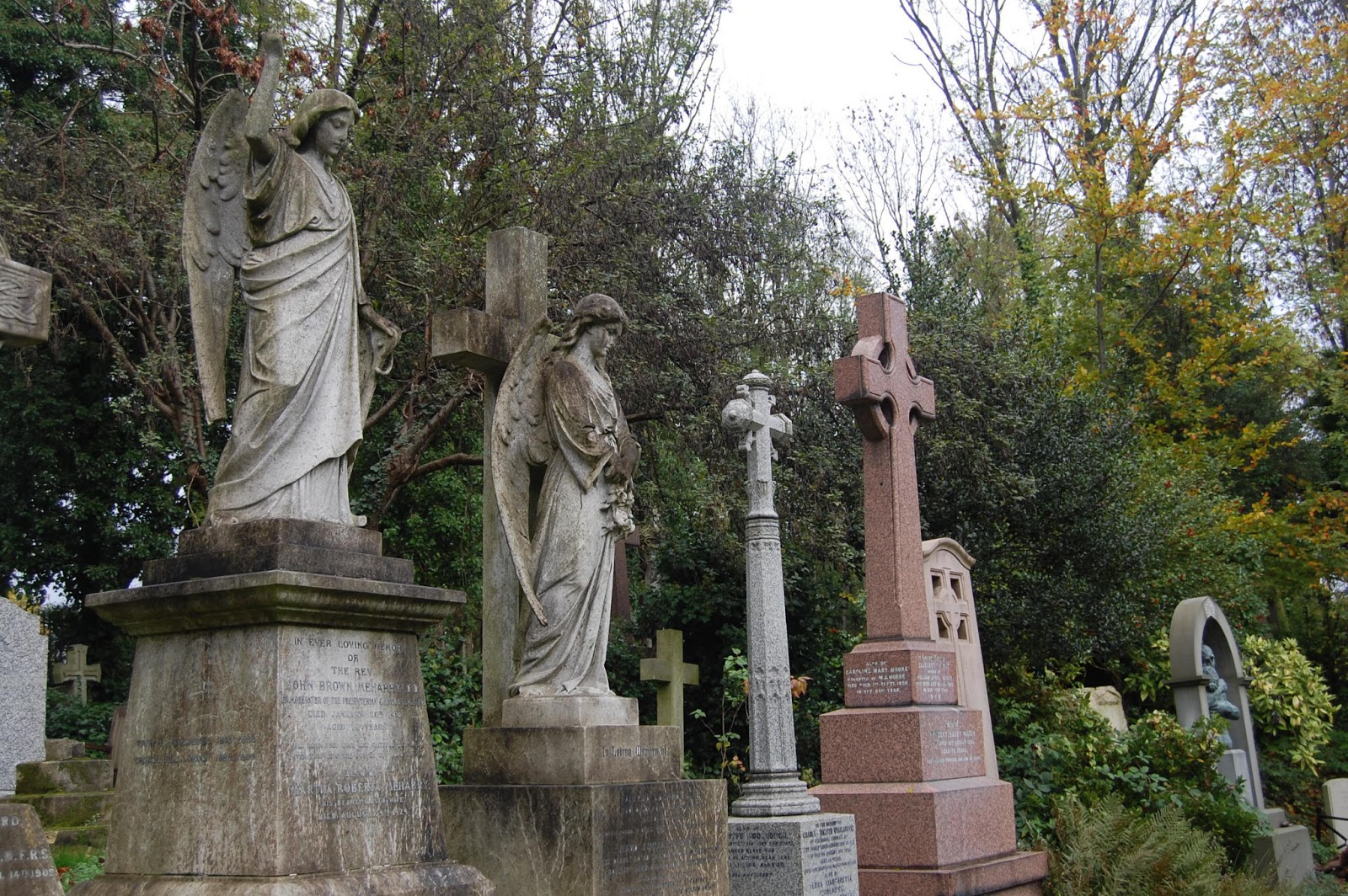 London, Here I Am!: Highgate Cemetery - Cementerio de Highgate