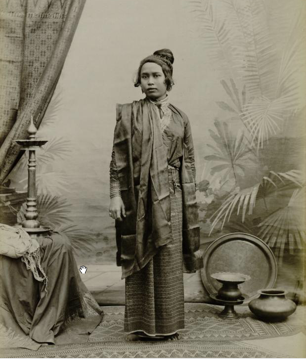 Reproduksi Foto Pahlawan Aceh Cut Mutia (1) | Herman Khan | Portal ...