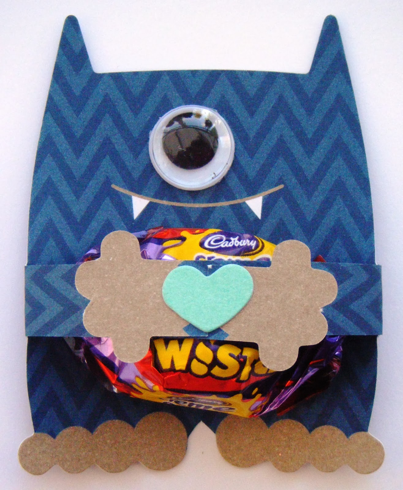 Kate's Krafts: Monster Hugs!!