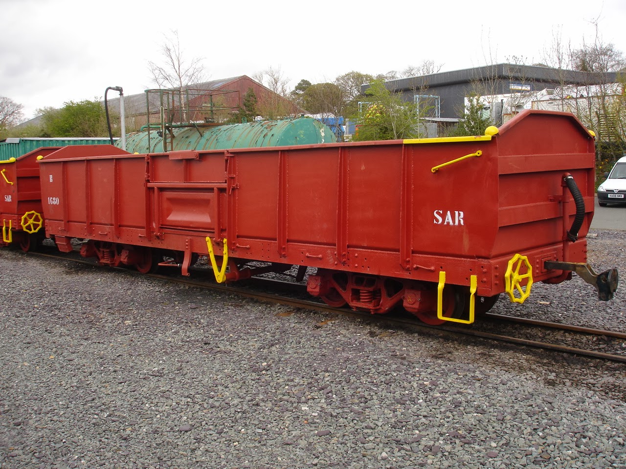 BOSTON LARGS WORKS: B WAGON EXTRA PICTURES