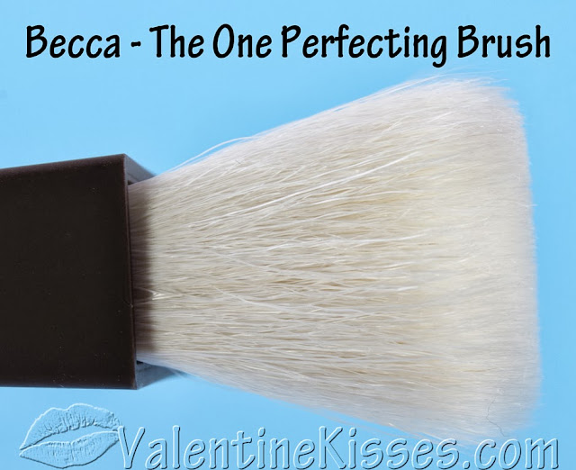 Valentine Kisses: Becca The One Perfecting Brush - pics, review