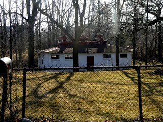 RETRO KIMMER'S BLOG: HARRY BENNETT'S PAGODA HOUSE!