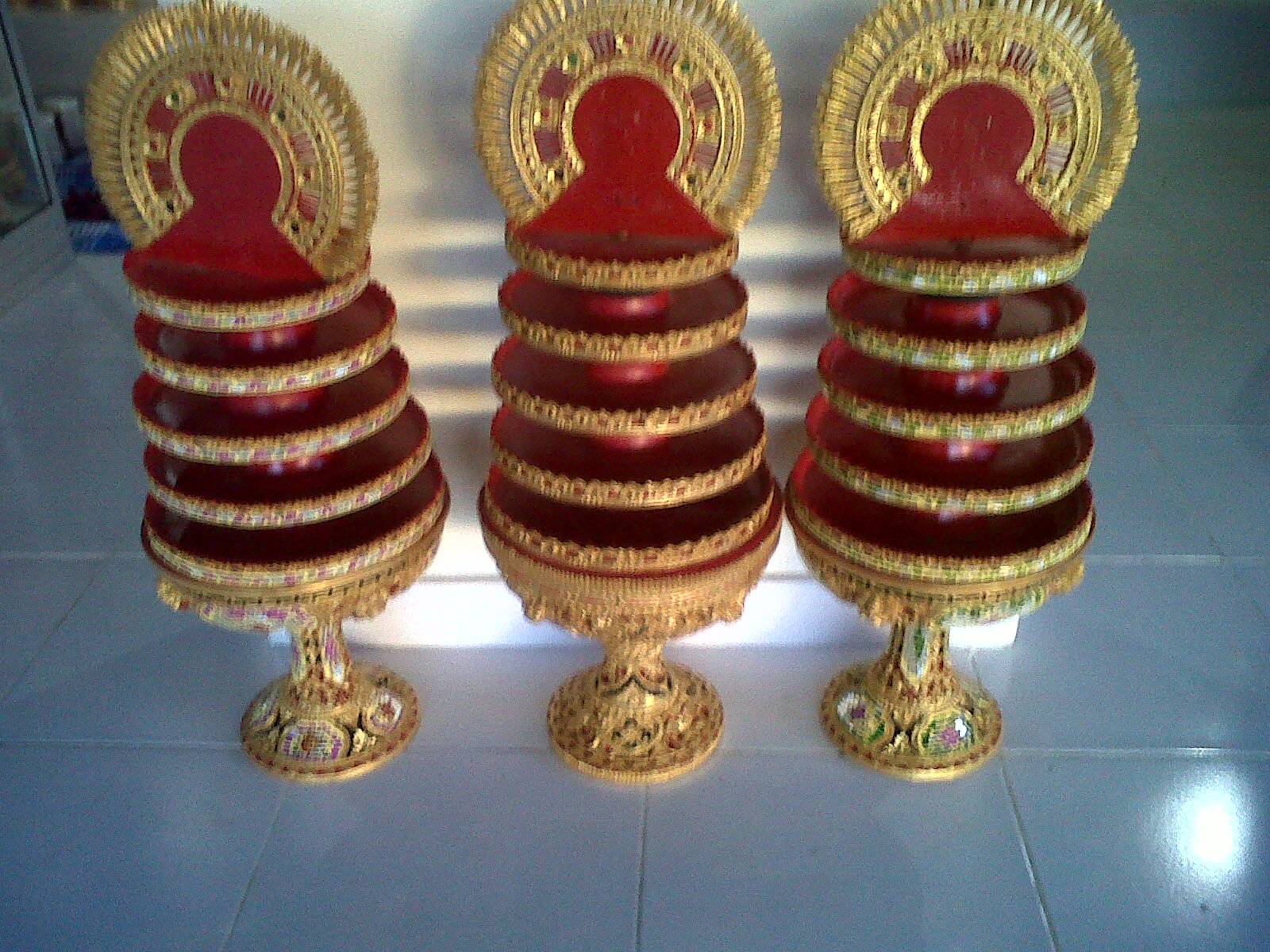 SARANA YADNYA ONLINE: DULANG GEBOGAN PRADA BALI