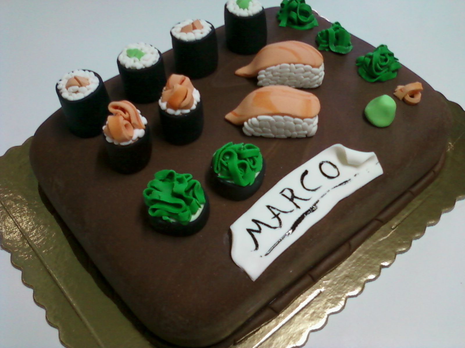 Amendoim e Chocolate: Bolo Sushi...