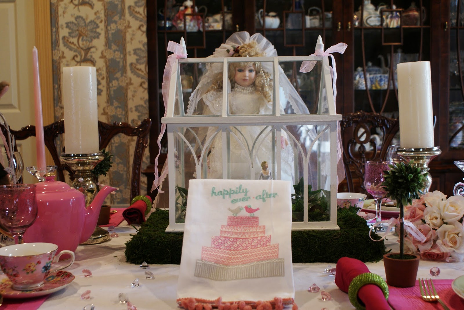 TEA IN TEXAS: June a Tradition: Men become Grooms and Women become Brides