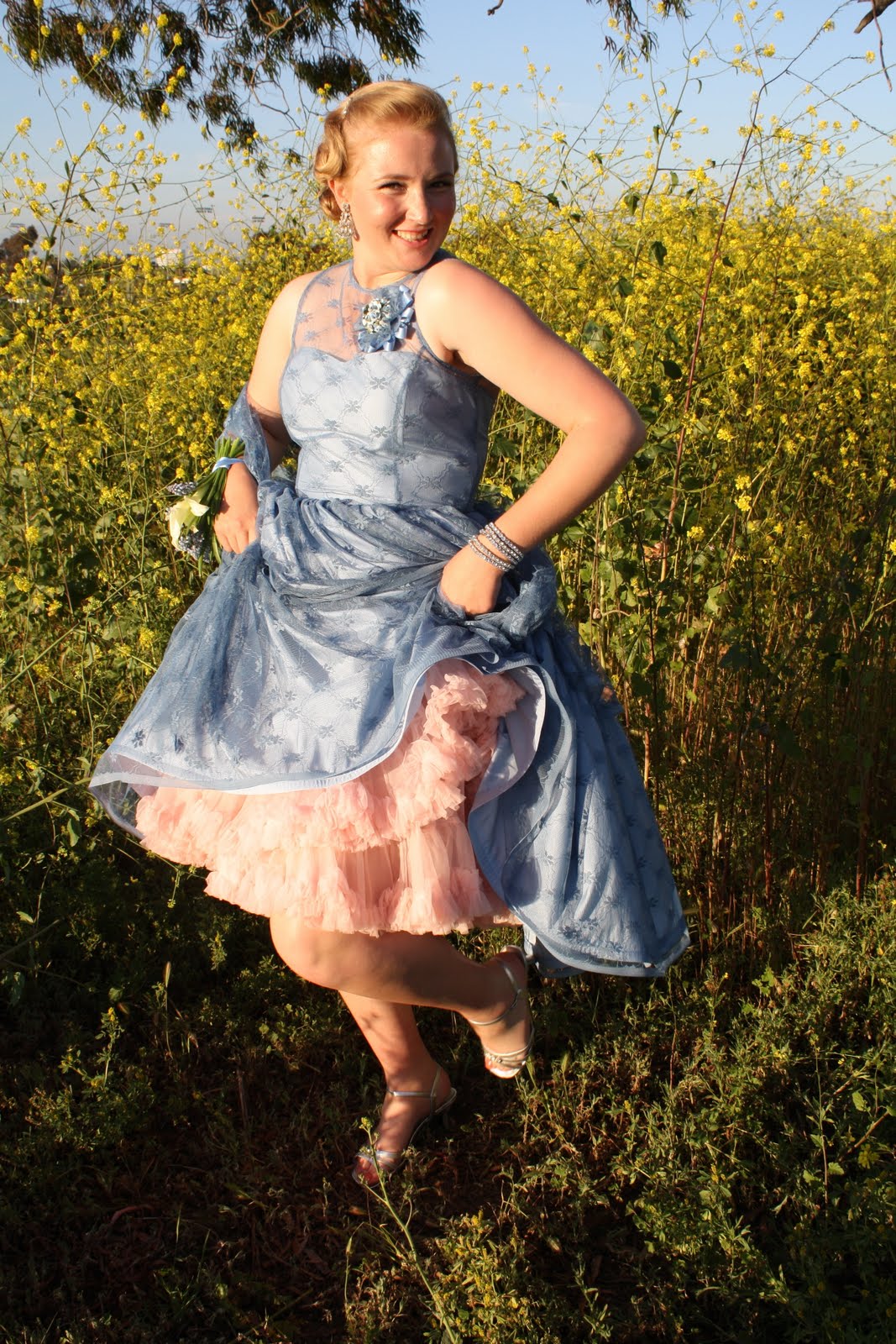 wacky tacky: Sew What?! wacky tacky Goes to the Prom!!