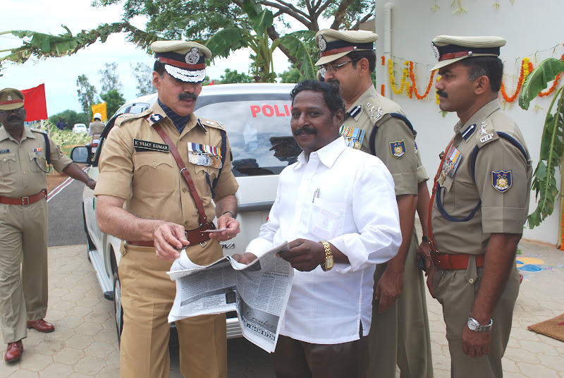 Posted by indraiyavanigamdaily at 08:59