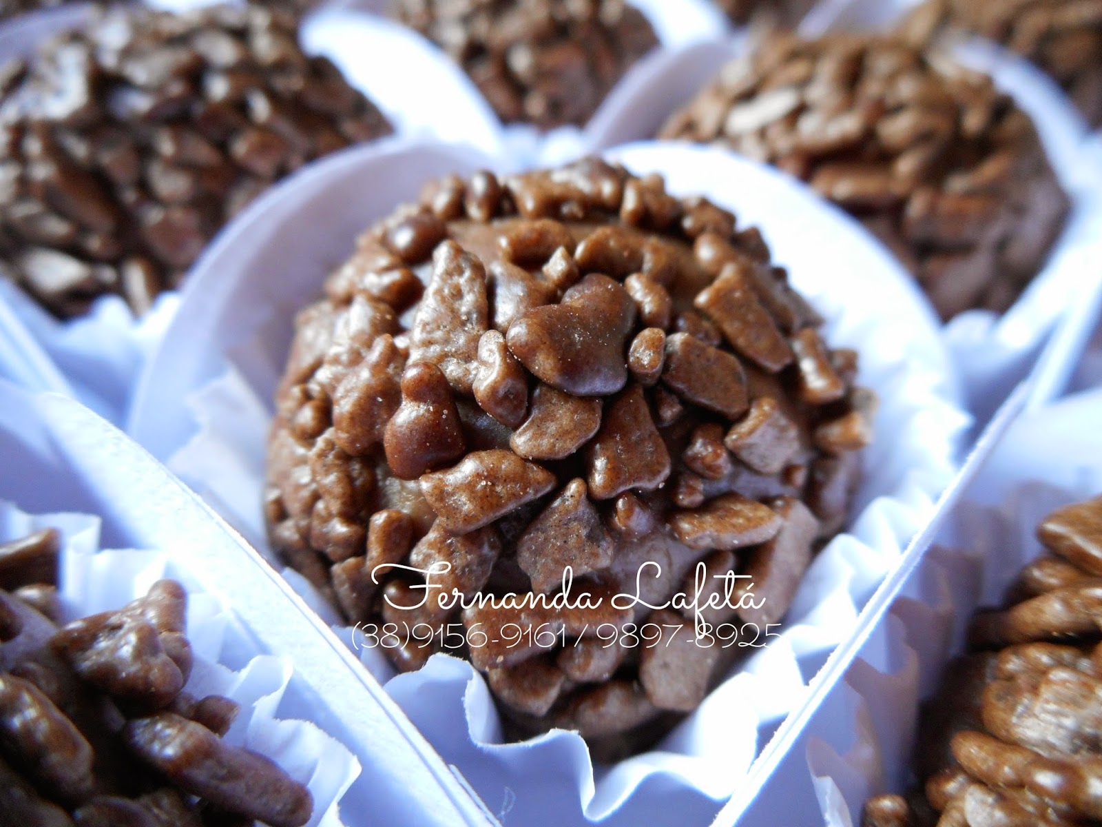 Nossas Artes: Docinhos Tradicionais - Brigadeiro Especial