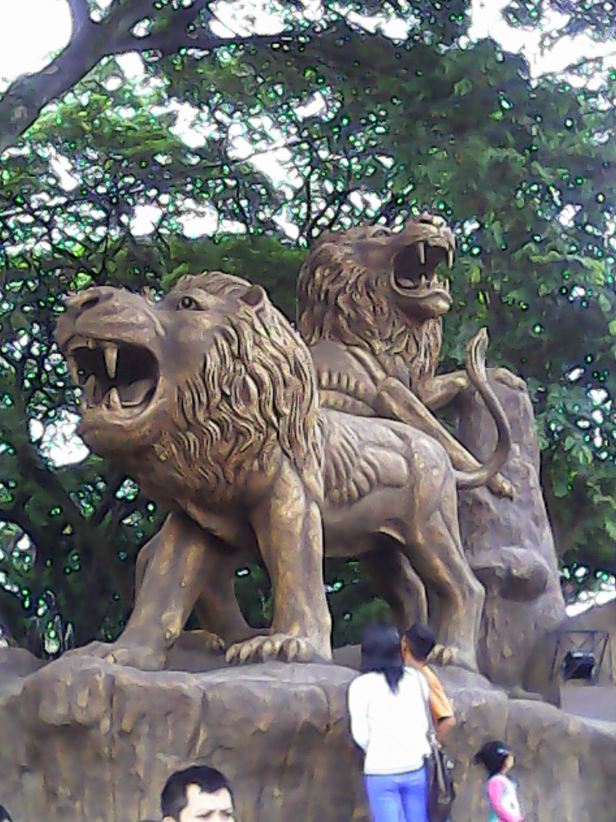 Weekend Asyik Main Pasir di Taman Trunojoyo Malang - Keluarga Biru