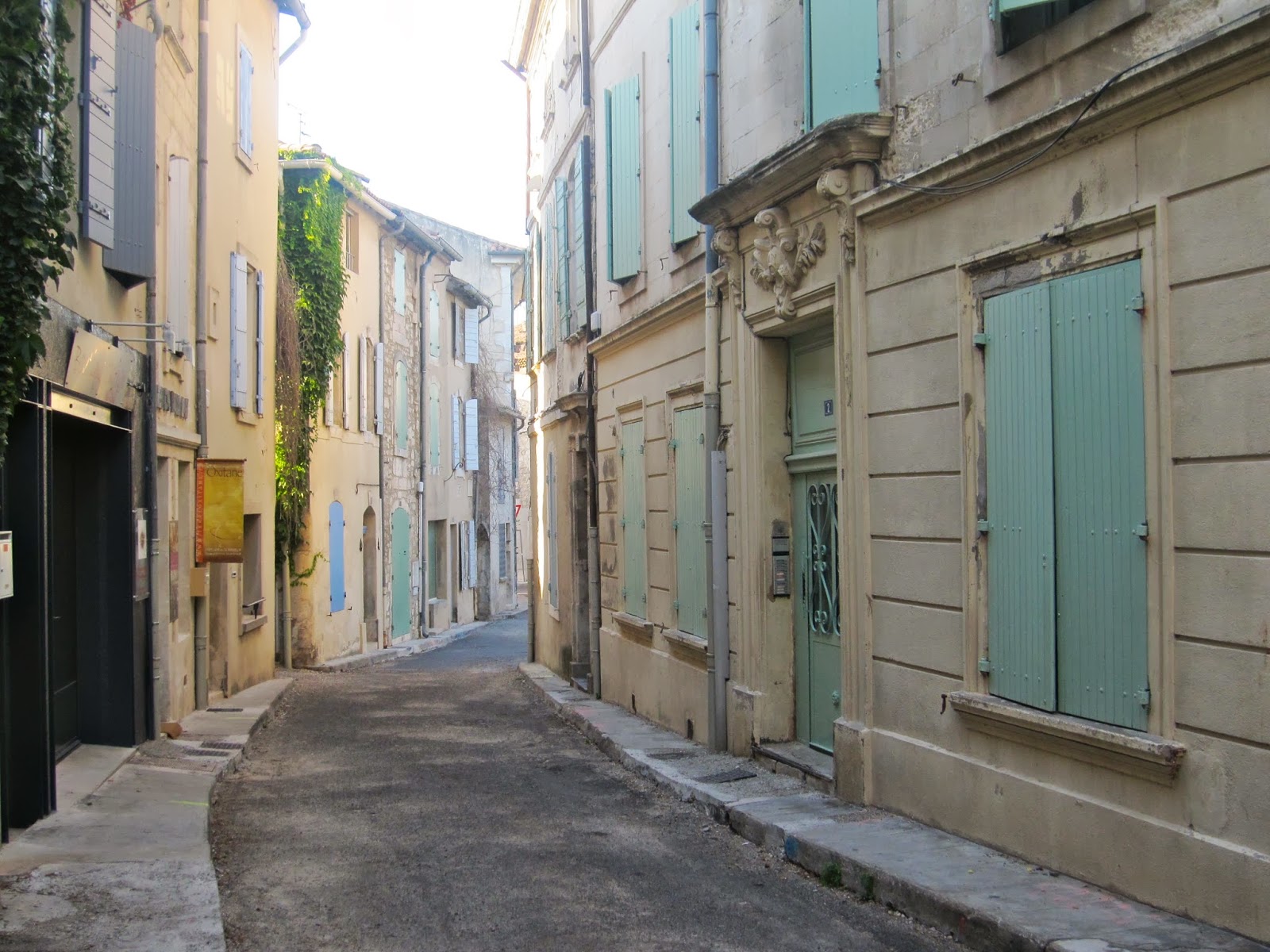 Destination: Fiction: St. Rémy de Provence