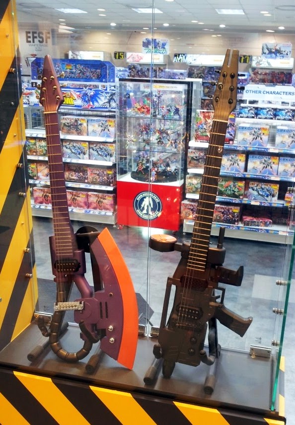 GUNDAM GUY: RX-78-2 Gundam’s Beam Rifle Guitar