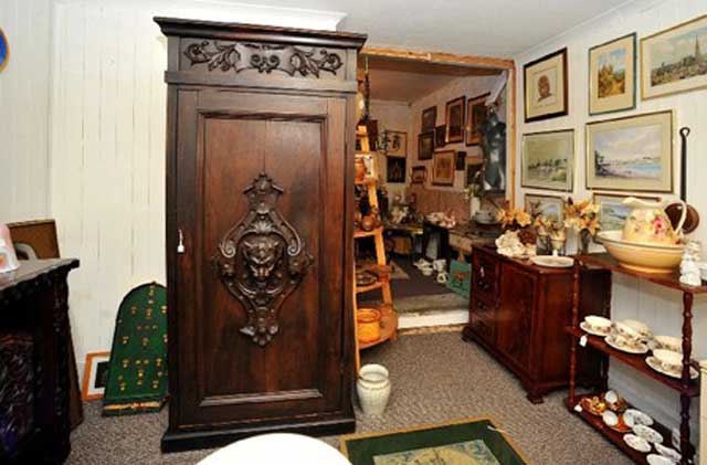 Nothing To Do With Arbroath: Haunted wardrobe with Satanic face blamed ...