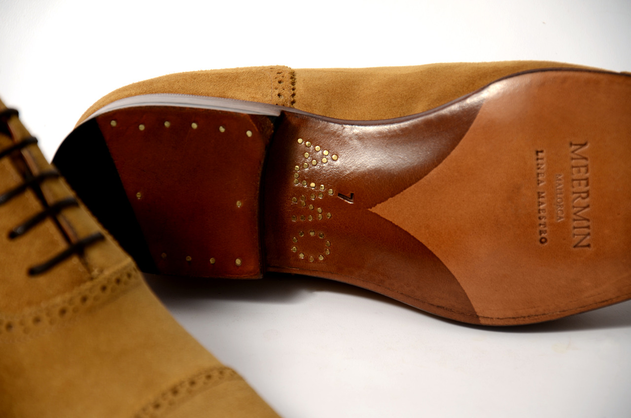 The Shoe AristoCat: Meermin - Suede cap toe Adelaide