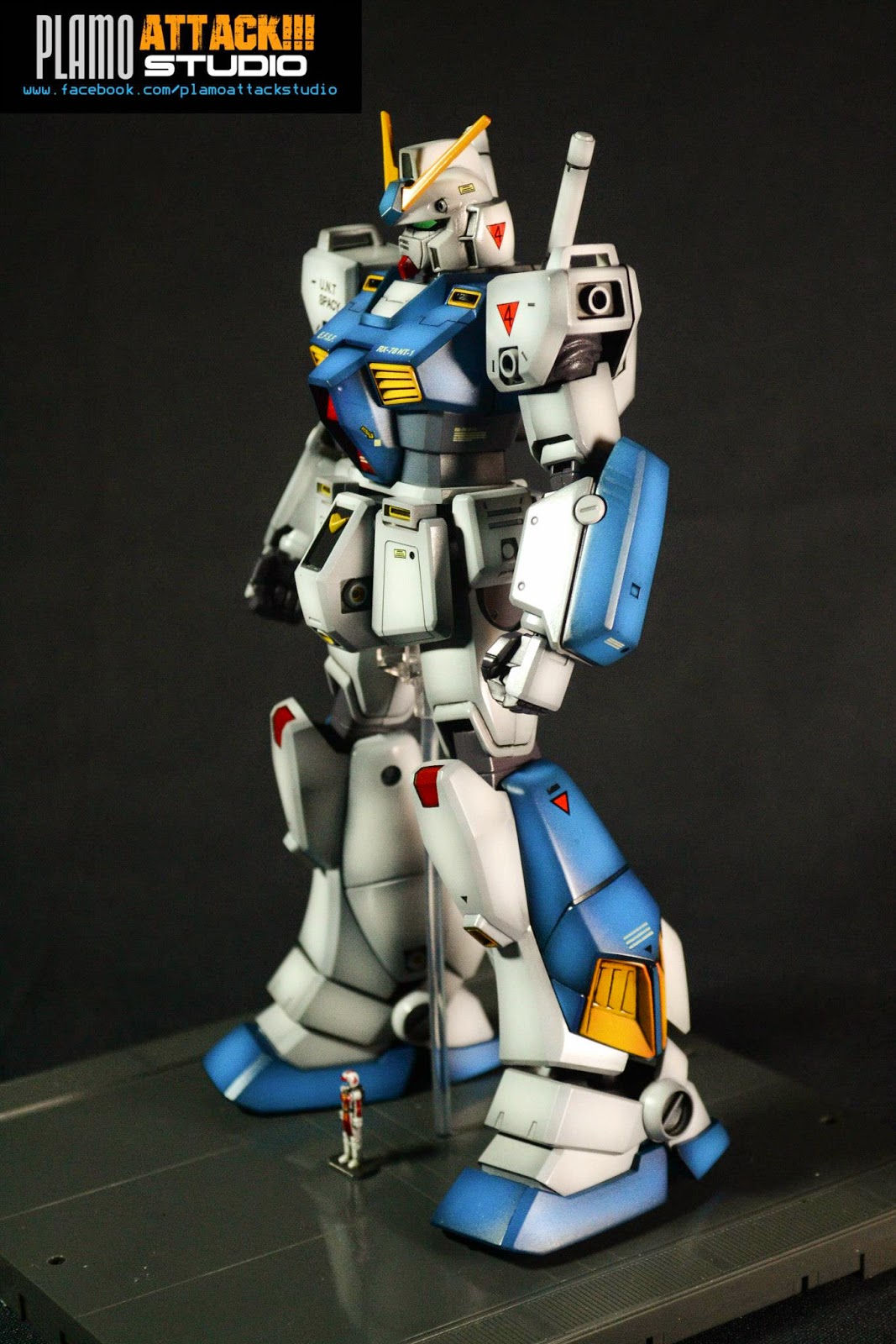 Custom Build: MG 1/100 Gundam NT-1 ALEX
