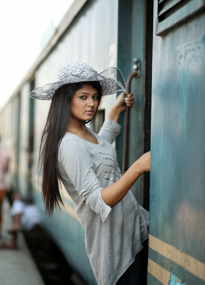 Modern Dhaka: Mousumi Hamid 143 Picture