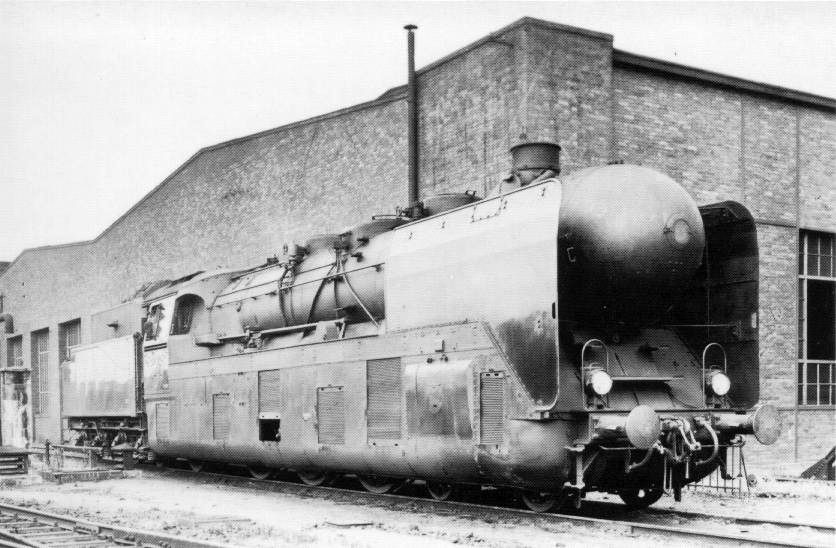 ~Stringbags and Rattleboxes~ : Locomotives--Streamliner