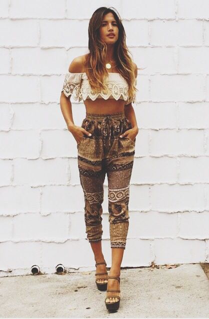 #TENDÊNCIA: Decote estilo cigano! - Bárbara Tany