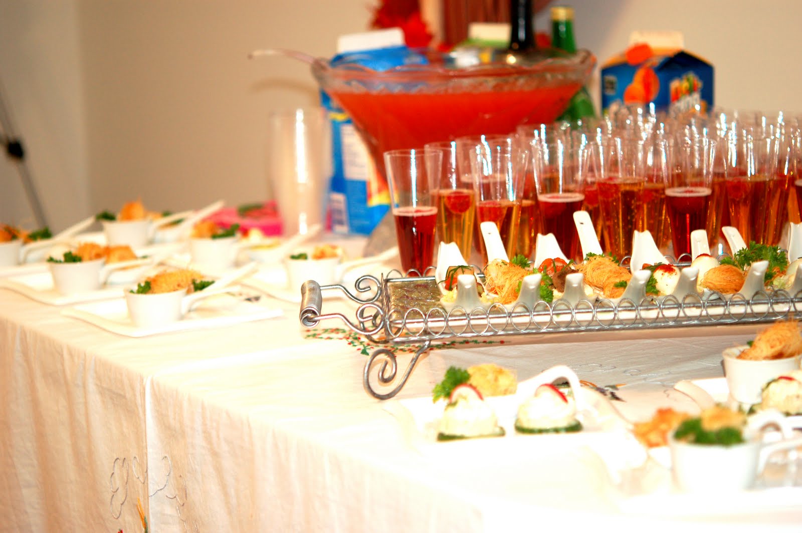 De l'utile à l' agréable. Mon travail...ma passion: Buffet, thème ...