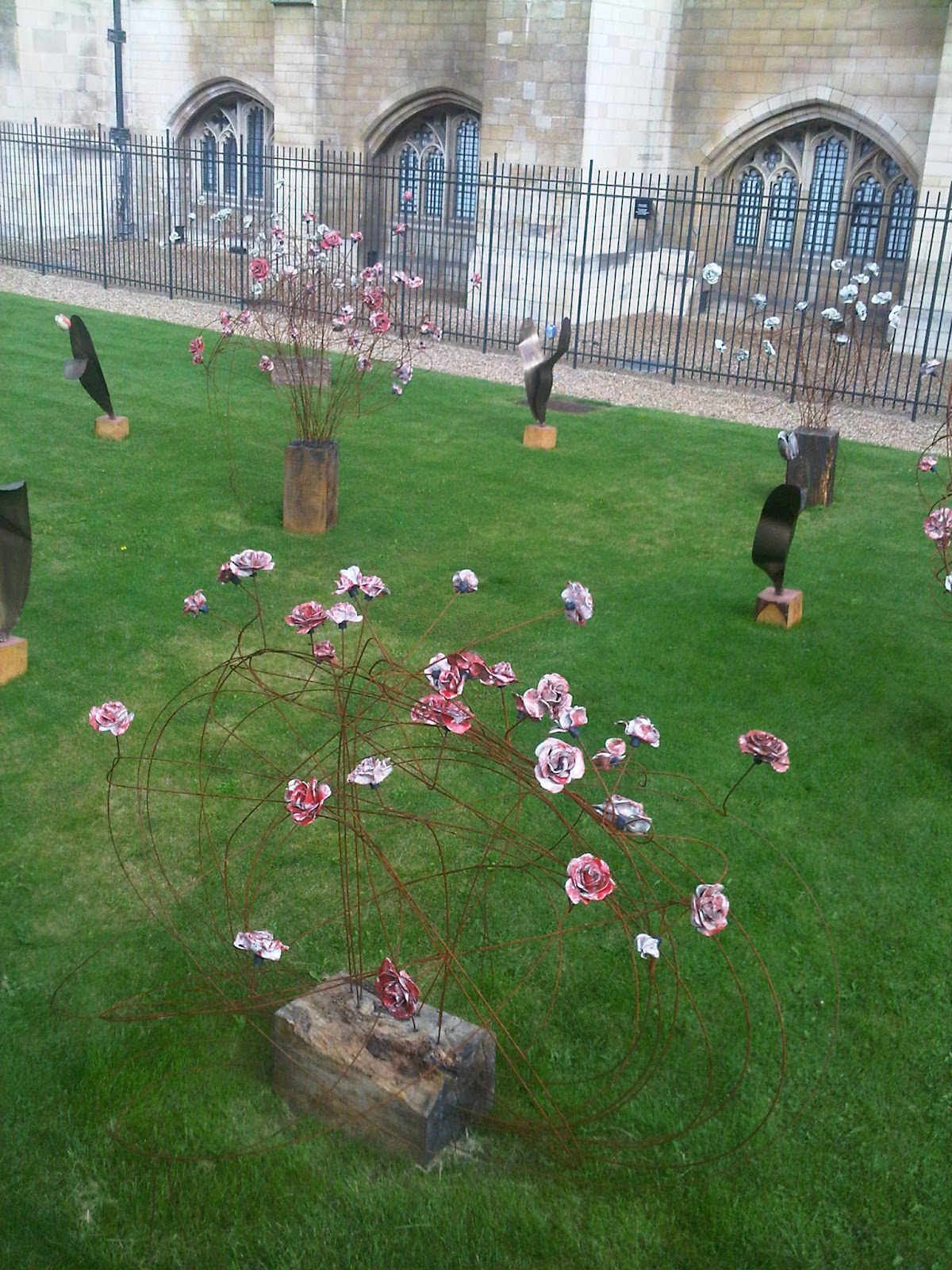 My French Easel: Paul Cummins’ sculptures for the House of Parliament