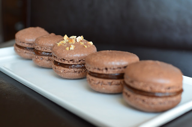 Playing with Flour: Chocolate-hazelnut macarons