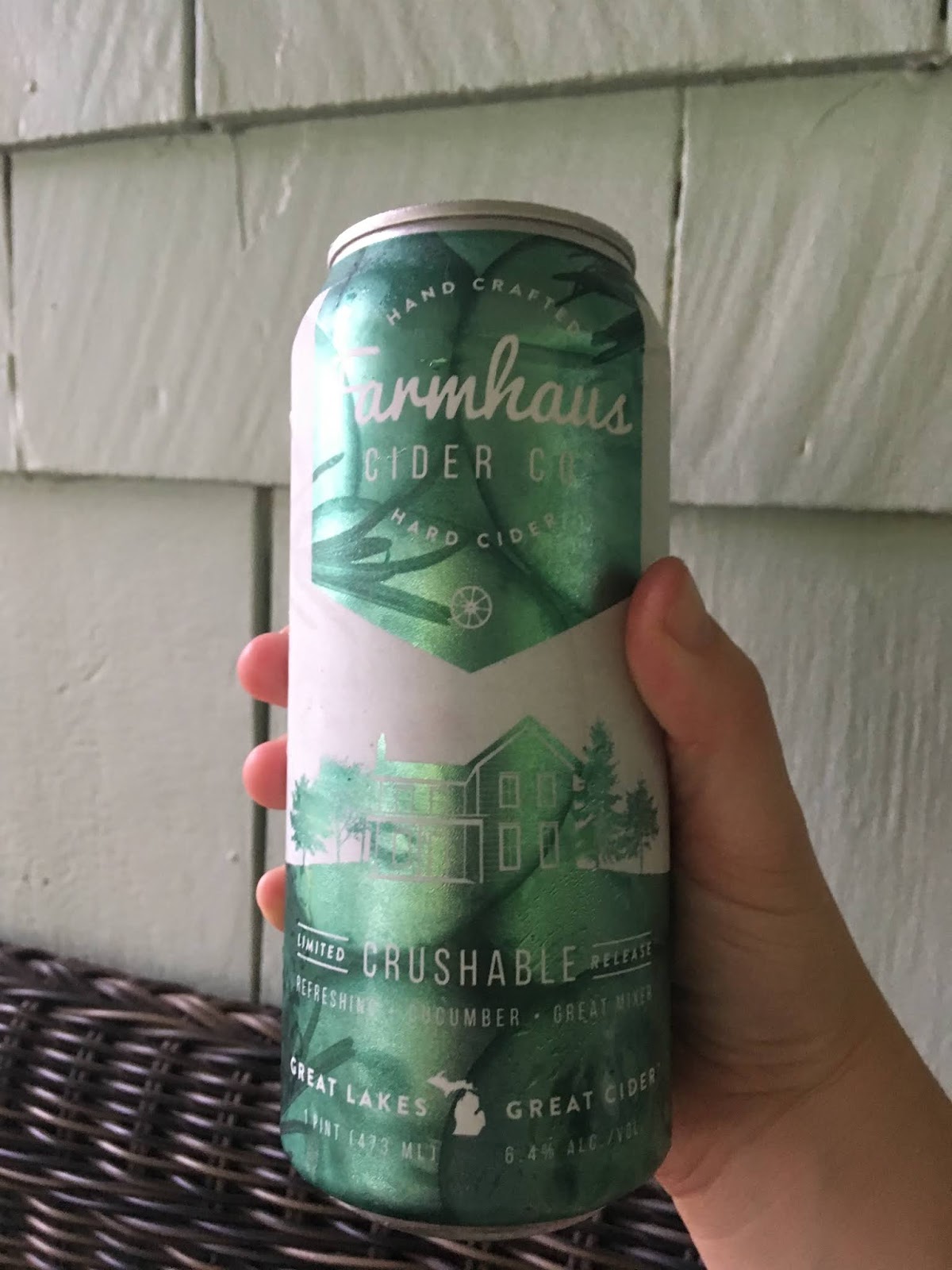 Along Came a Cider: Cider Review: Farmhaus Crushable and Savanna Dry