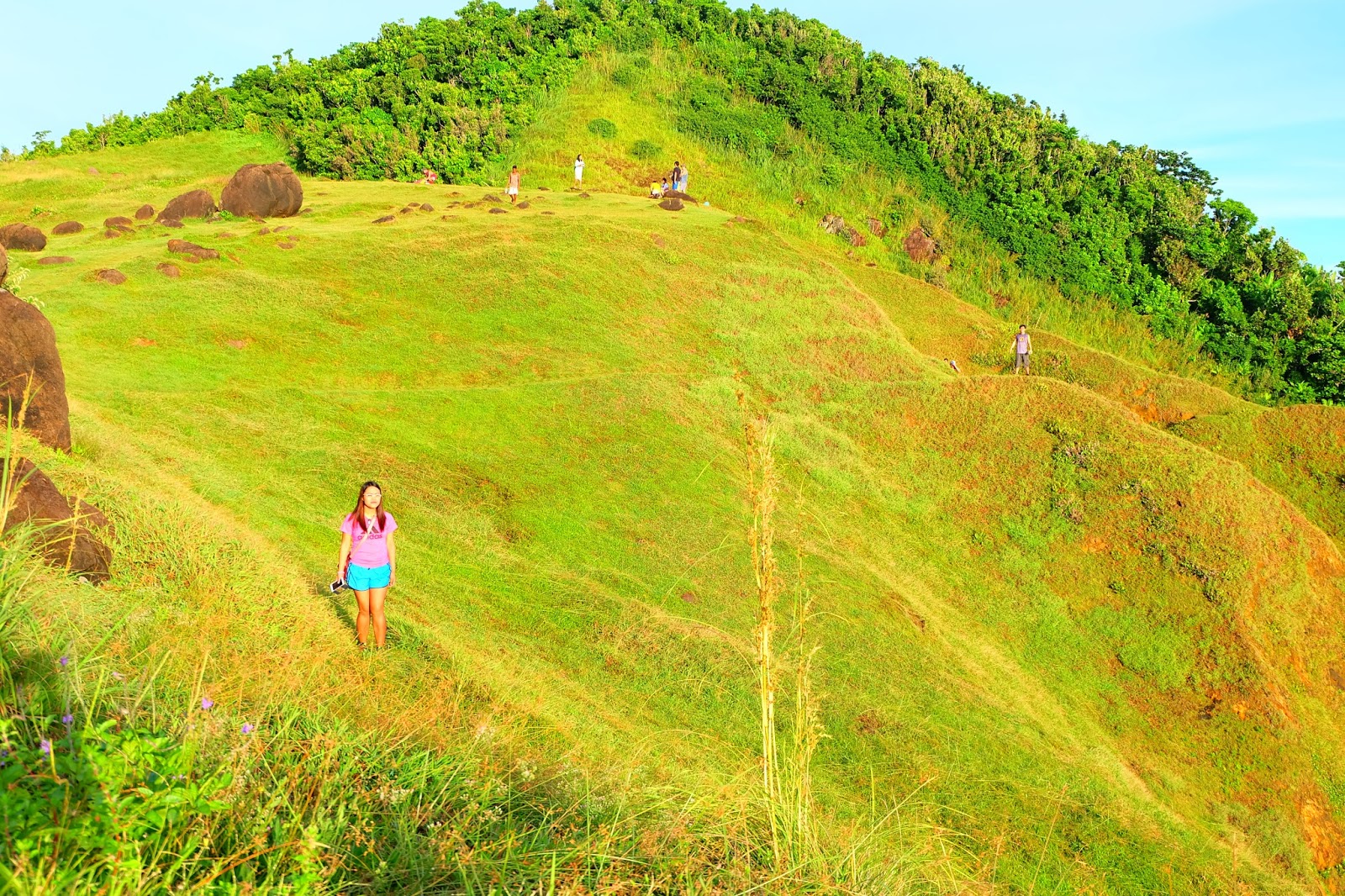 A Day Trip to Binurong Point, Catanduanes - From The Highest Peak to ...