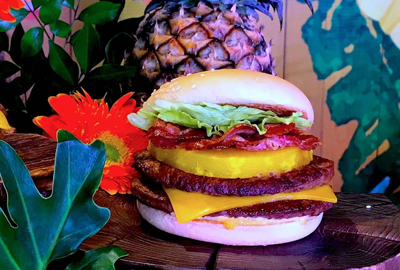 JOLLIBEE'S AMAZING ALOHA YUMBURGER IS BACK! | Mermaid in Stilettos