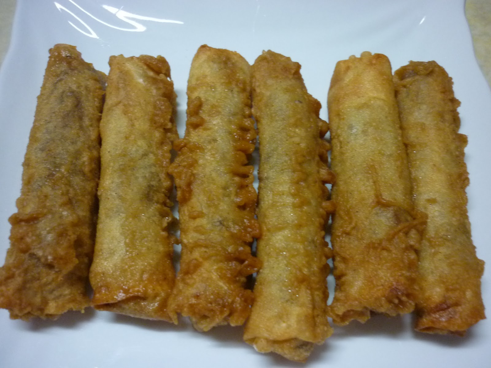 Lia's Food Journey: Ngohiong ... Not for the weak of heart.