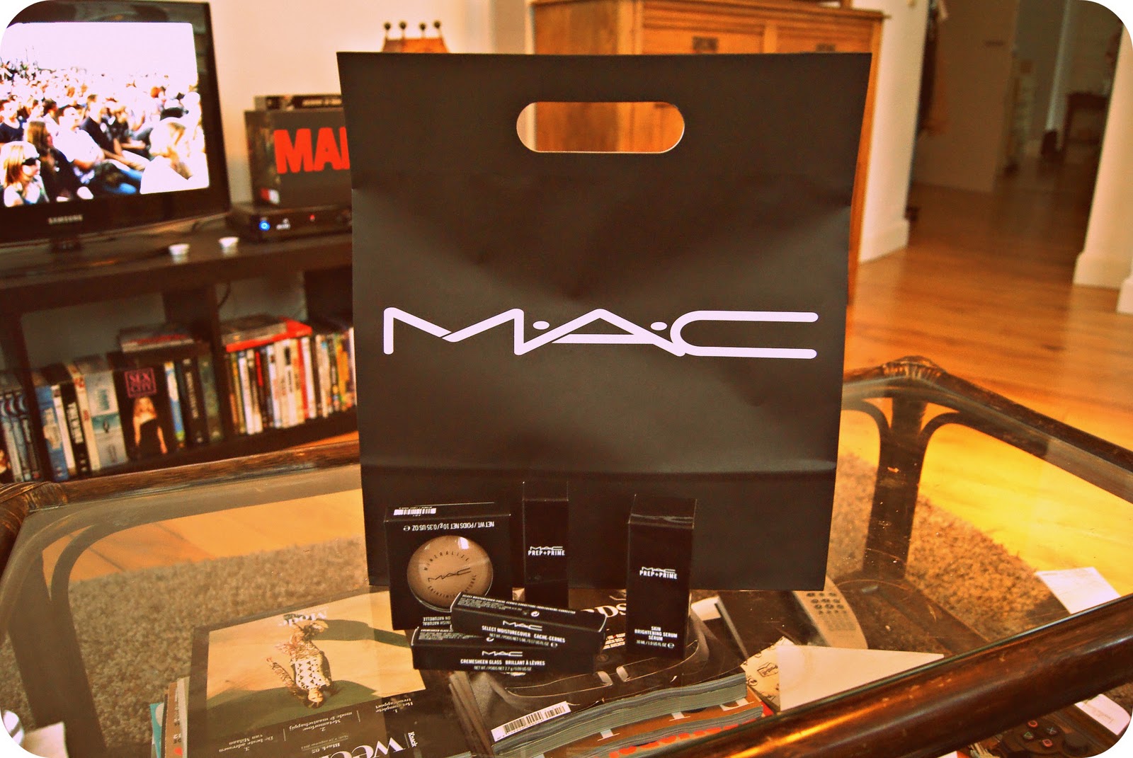 LittleMissPrecious.: My make up session with MAC cosmetics @ Antwerp