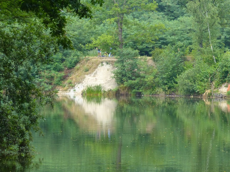 jabolowaballada: Śladem kamieniołomów, wyrobisk, żwirowni.