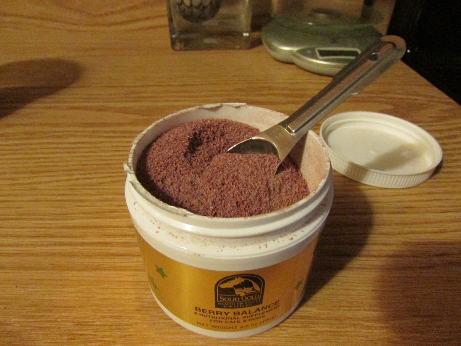 My Rotten Dogs: Solid Gold Berry Balance Review for Faolan's Urinary Issues