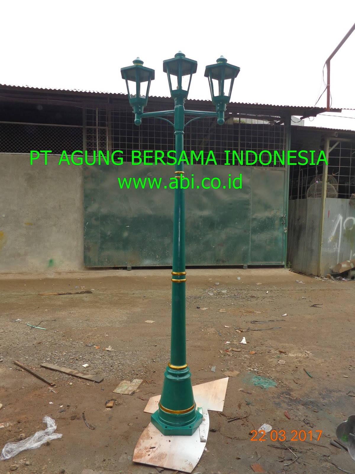 Pemilihan Gambar Model Tiang Lampu Taman Antik - Lampu Jalan Pju ...