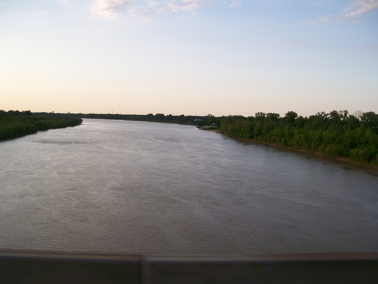 Rockhounding Around: 5 -15-2011 Red River