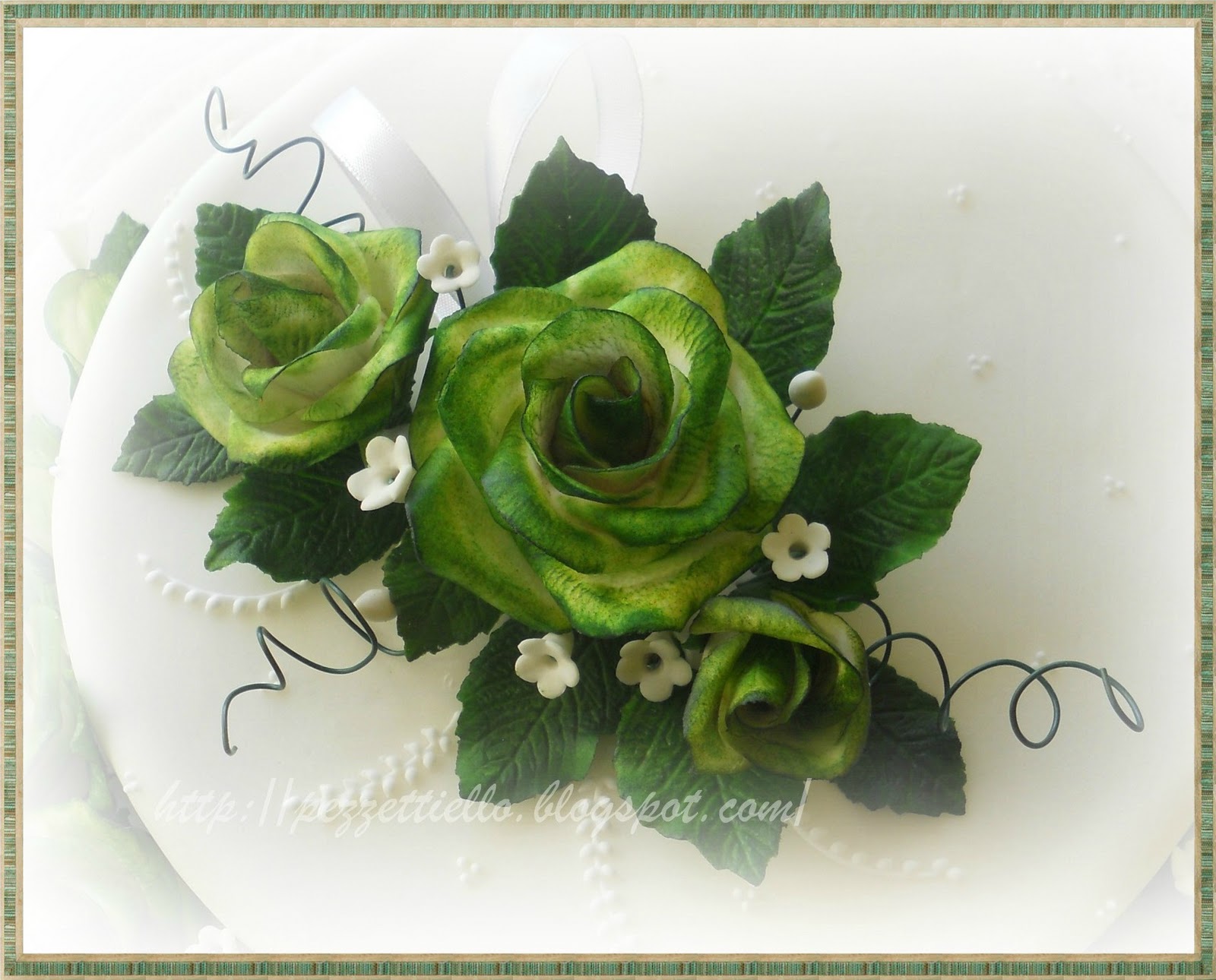Verdi rose - Green Roses cake | Le Torte di Antonella Cacossa e non solo...