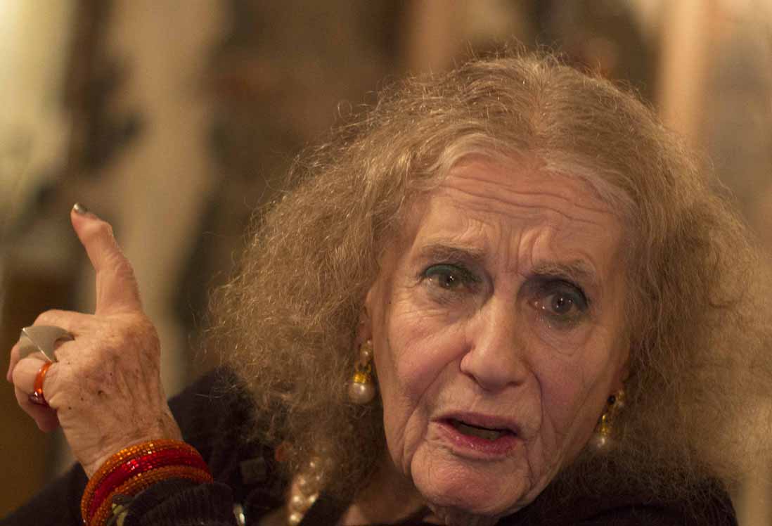 elrectanguloenlamano: Lisl Steiner in Bratislava: Opening Day of ...