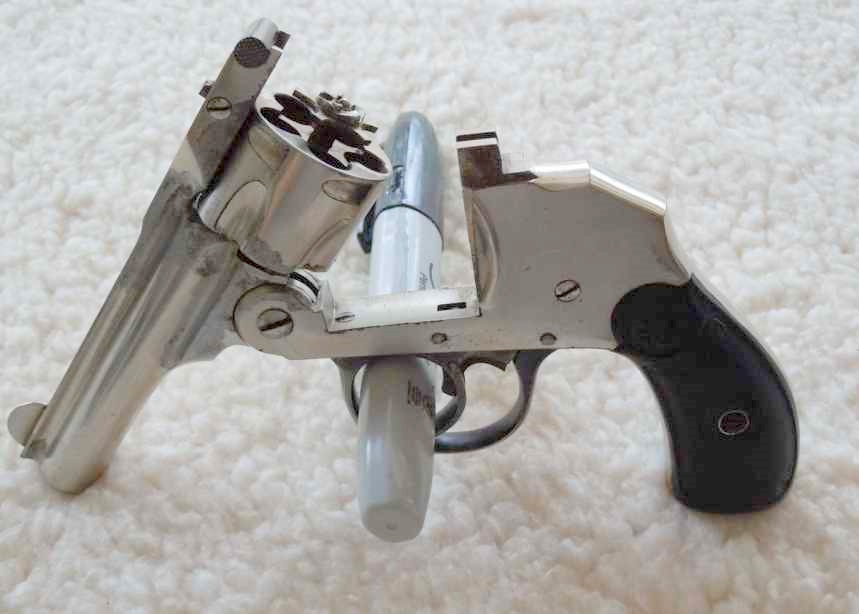 Revólver Iver Johnson | Armas de Fuego