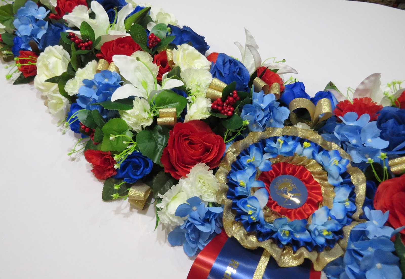 GARLANDS (FANCY SASHES)