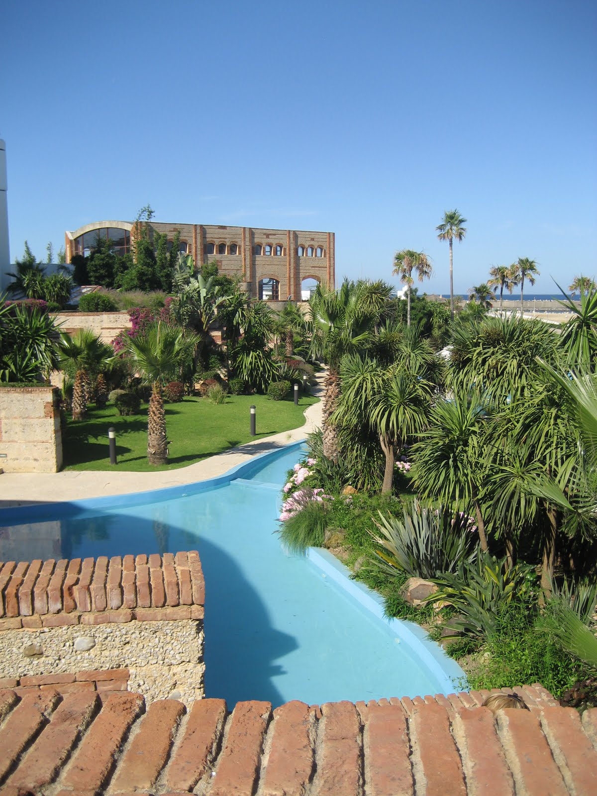 Through the French eye of design: TANGER: CHIC HOTELS AND FUN CAFE